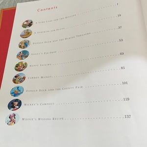 Disney | Other | Disneys Mickey And Minnie Storybook Collection Great ...